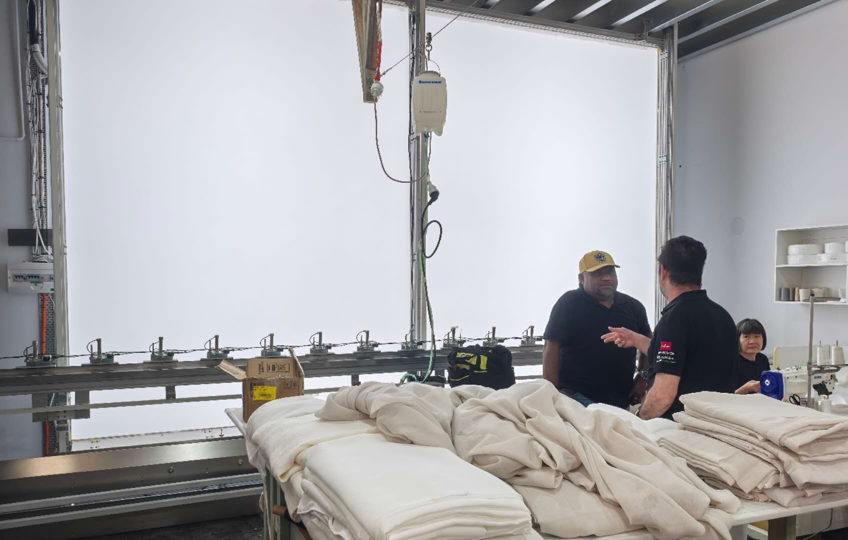 Installation Multi-Needle Chainstitch and Auto Vertical Curtain Height ...